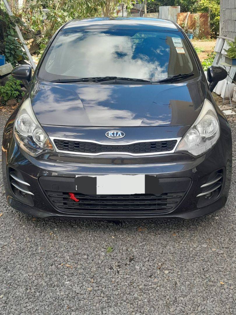 KIA RIO 2016 - weshare.mu