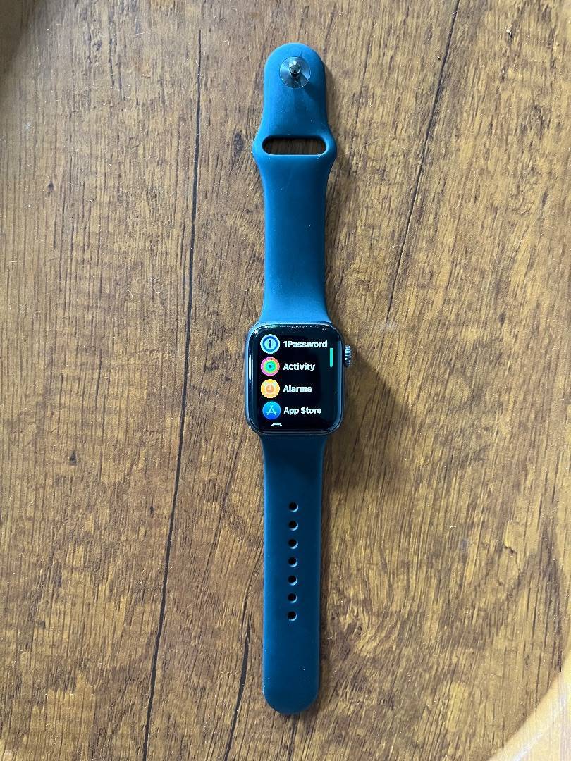 Apple watch 5 - weshare.mu
